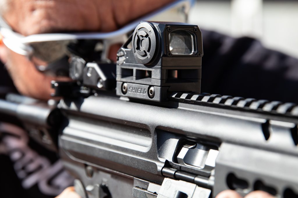 SIS 2 (Switchable Interface Sight 2.0) – SHIELD SIGHTS